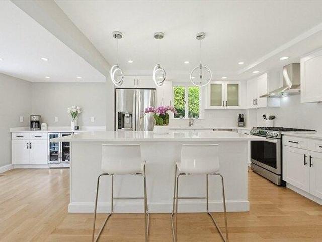3 bedroom, Saugus MA 01906 103035589