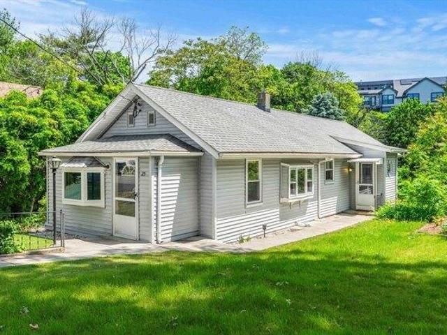 3 bedroom, Saugus MA 01906 104377123