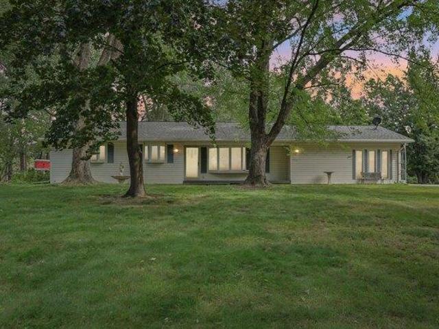 3 bedroom, Sauk City WI 53583 LS94192345