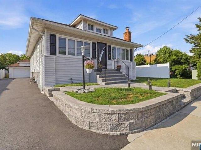 3 bedroom, Saddle Brook NJ 07663 104808118