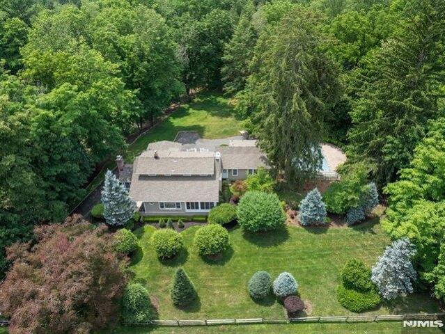 3 bedroom, Saddle River NJ 07458 104444757