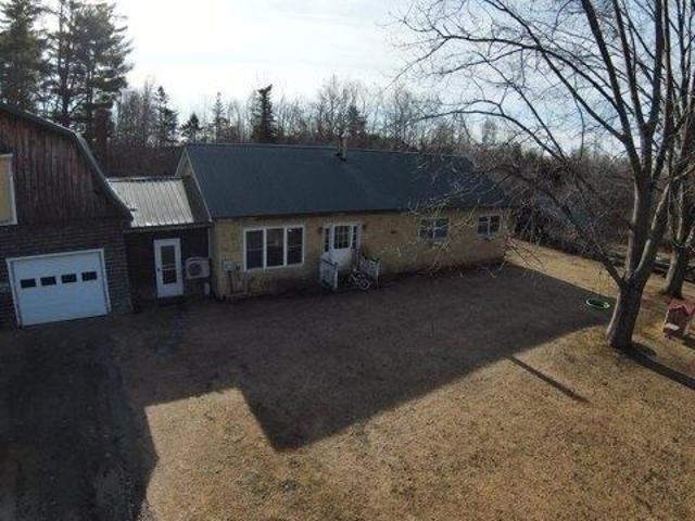 3 bedroom, Saint Albans ME 04971 LS103071894