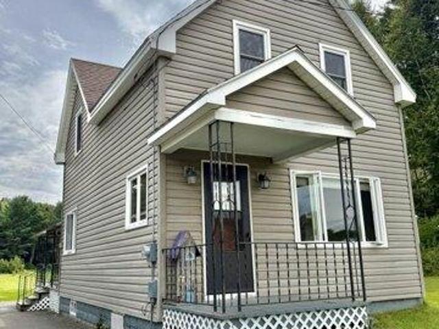 3 bedroom, Saint Francis ME 04774 105116605