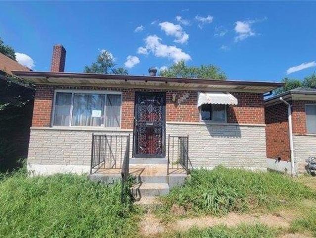 3 bedroom, Saint Louis MO 63115 LS97045903