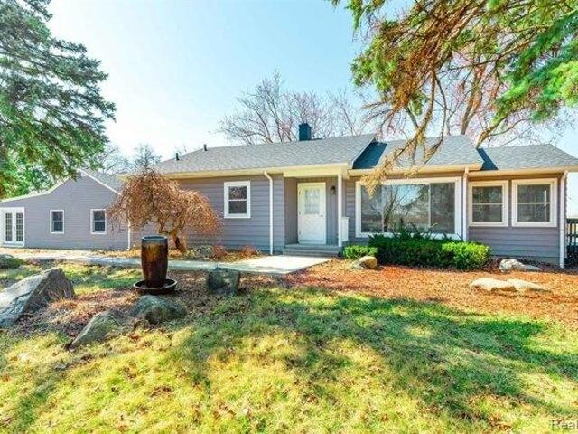 3 bedroom, Saline MI 48176 89779502