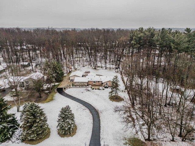 3 bedroom, Saline MI 48176 89849730