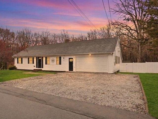 3 bedroom, Salisbury MA 01952 102583769