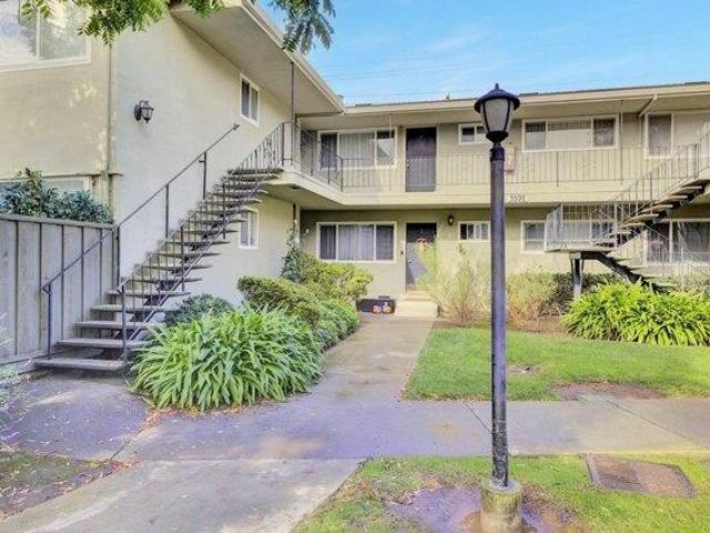 3 bedroom, San Jose CA 95117 LS96927254