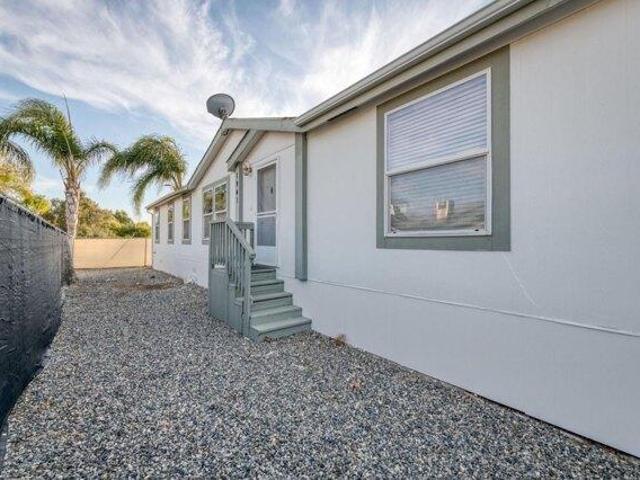 3 bedroom, Sanger CA 93657 LS89328264