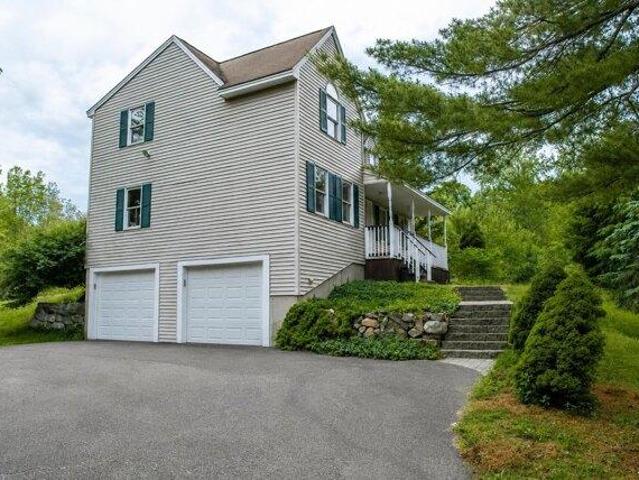 3 bedroom, Sandown NH 03873 104445304