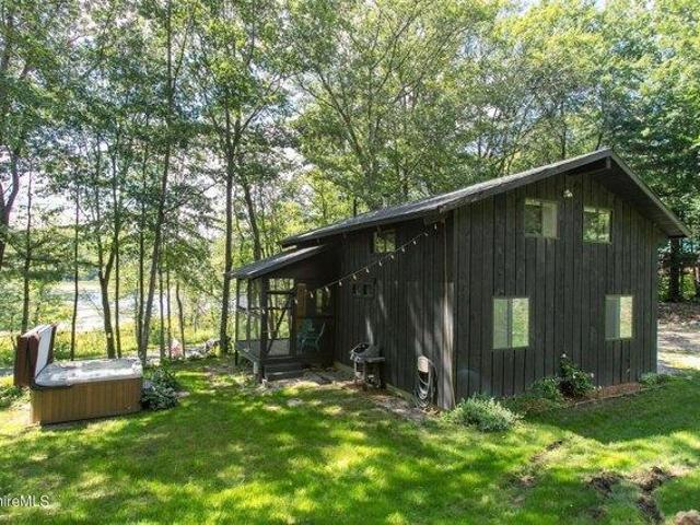3 bedroom, Sandisfield MA 01255 104832353