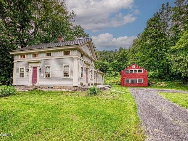 3 bedroom, Sandisfield MA 01255 104989888