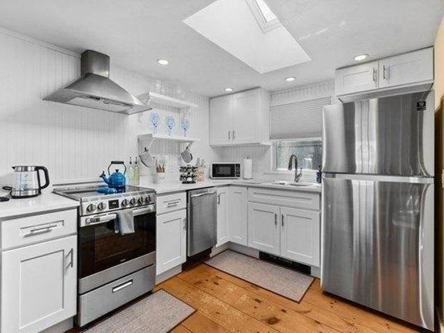 3 bedroom, Sandwich MA 02537 104571062