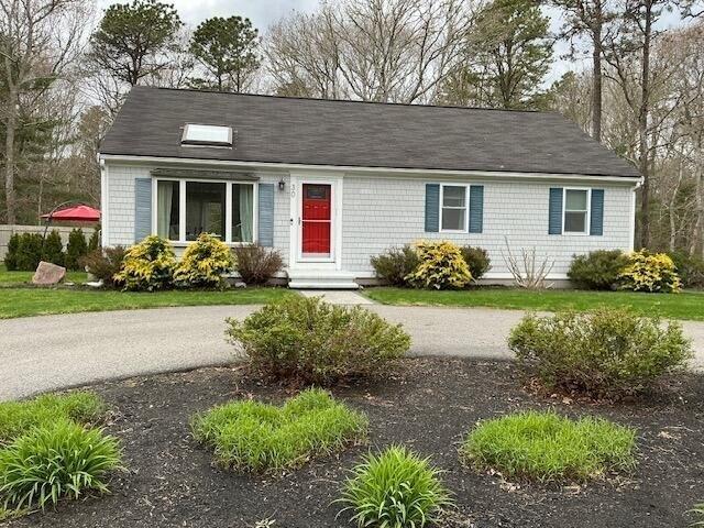 3 bedroom, Sandwich MA 02563 102412639