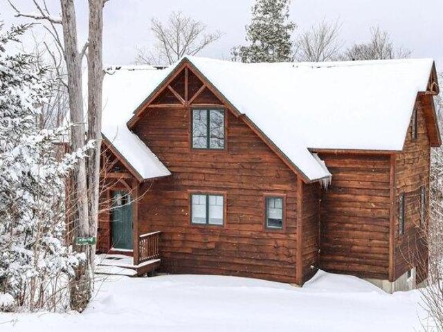 3 bedroom, Sandy River Plt ME 04970 102030180