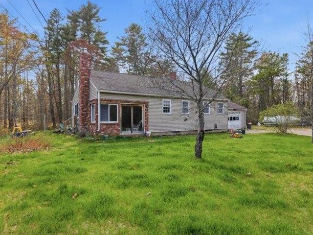 3 bedroom, Sanford ME 04073 102761558
