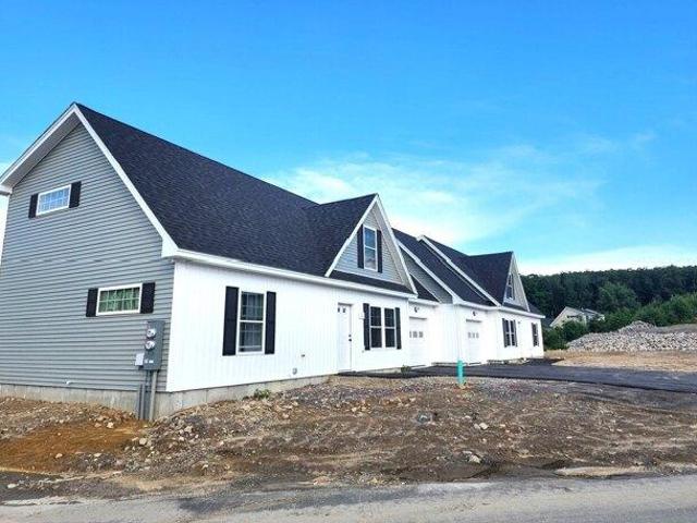 3 bedroom, Sanford ME 04073 102346206
