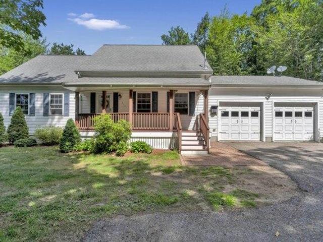 3 bedroom, Sanford ME 04073 104653032