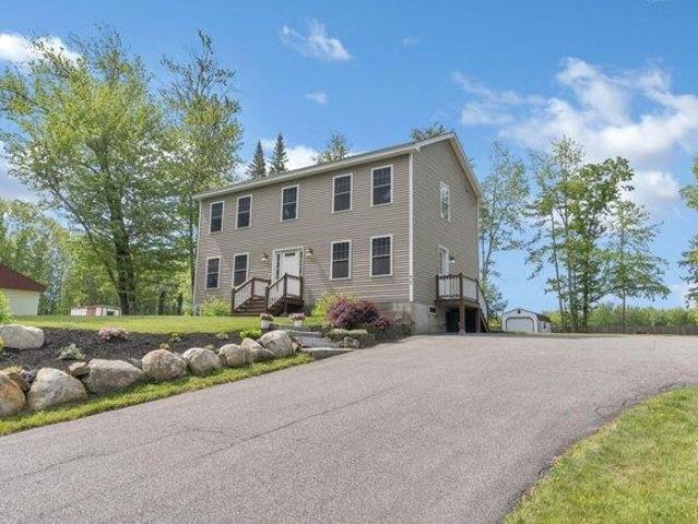 3 bedroom, Sanford ME 04073 104374050