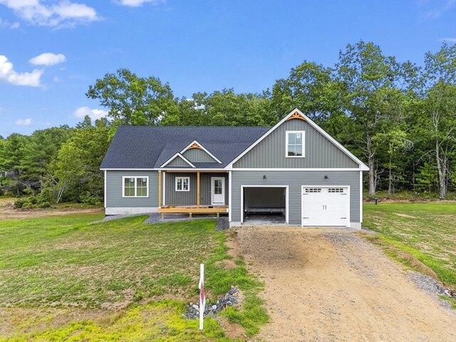 3 bedroom, Sanford ME 04073 105109622
