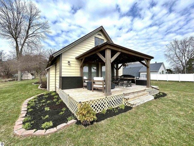 3 bedroom, Sanford MI 48657 LS90592215