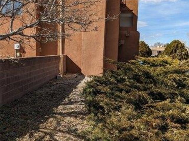 3 bedroom, Santa Fe NM 87505 LS103501552