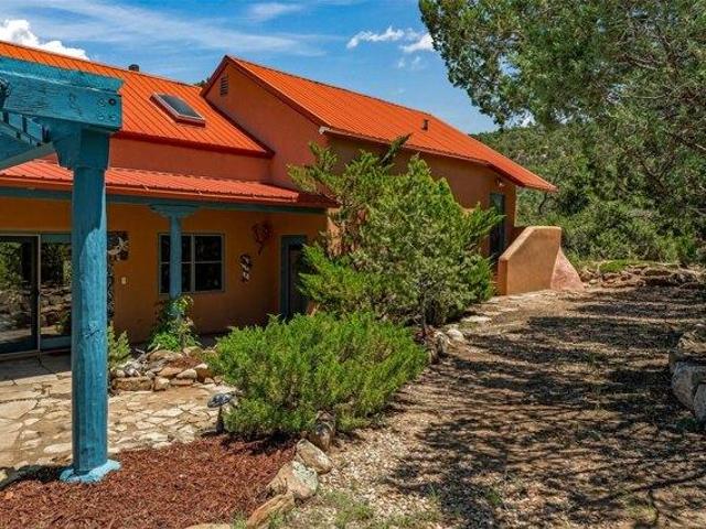 3 bedroom, Santa Fe NM 87508 LS96597299