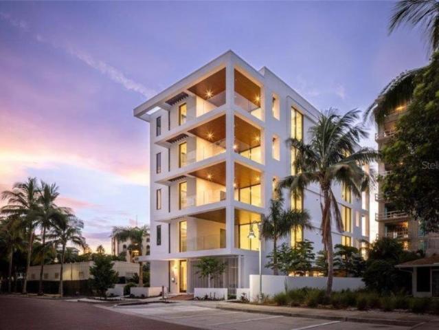 3 bedroom, Sarasota FL 34236 LS102395507