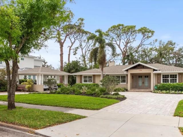 3 bedroom, Sarasota FL 34239 102658927