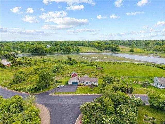 3 bedroom, Scarborough ME 04074 LS103097365