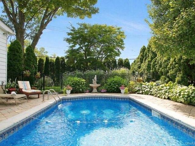 3 bedroom, Scarsdale NY 10583 101800448
