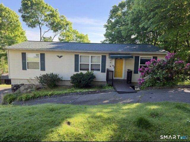 3 bedroom, Seymour CT 06483 LS102476494