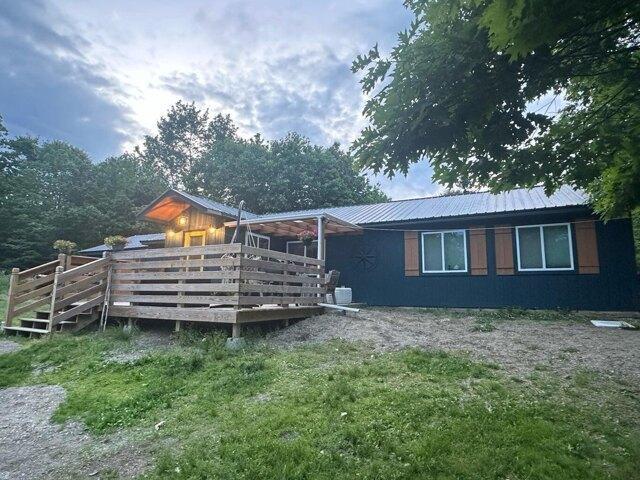 3 bedroom, Searsport ME 04974 104446012
