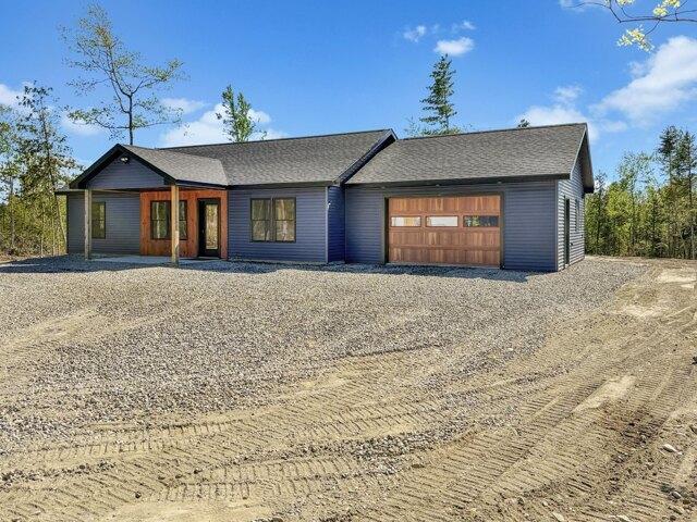 3 bedroom, Sebec ME 04481 104789601