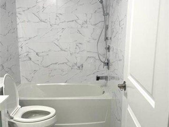 3 bedroom, Secaucus NJ 07094 105159713