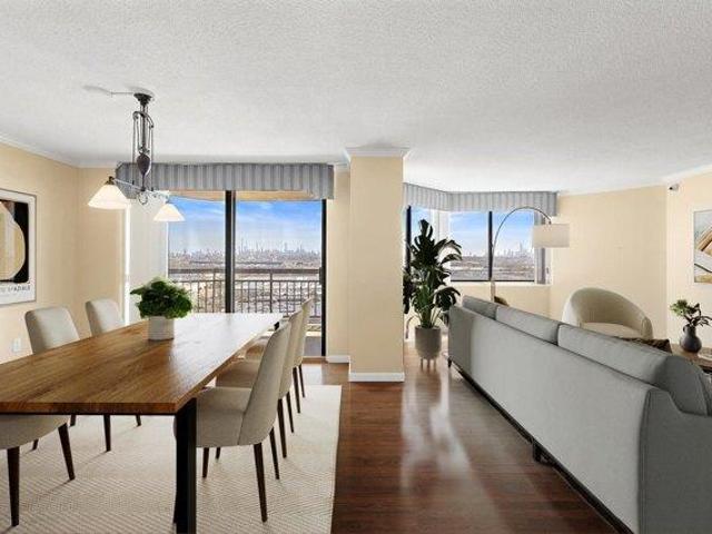 3 bedroom, Secaucus NJ 07094 102565531