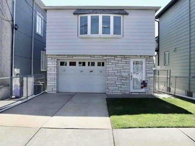 3 bedroom, Secaucus NJ 07094 102566058