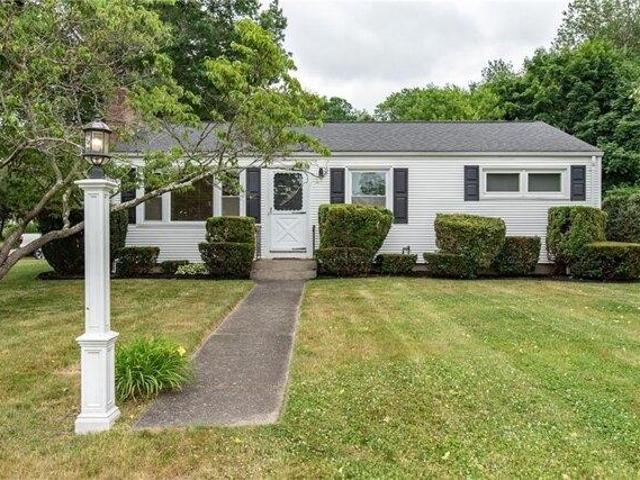 3 bedroom, Seekonk MA 02771 104834775