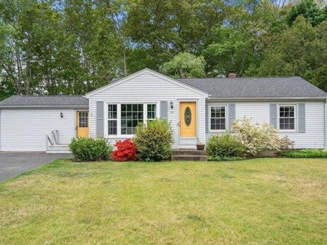 3 bedroom, Seekonk MA 02771 LS102828387