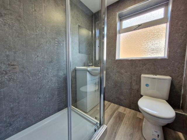 3 bedroom semi detached to let
