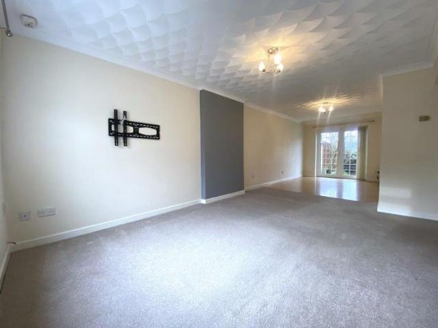 3 Bedroom Semi Detached To Let