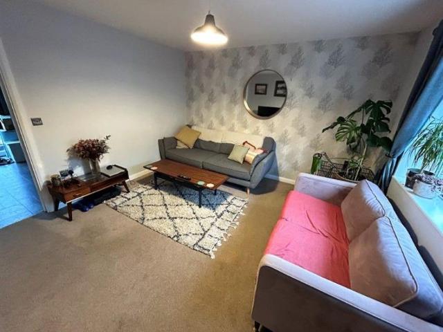 3 Bedroom Semi Detached To Let