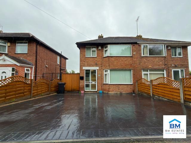3 Bedroom Semi Detached to rent on Keyham Lane LE5. Ref: BMEST_004463