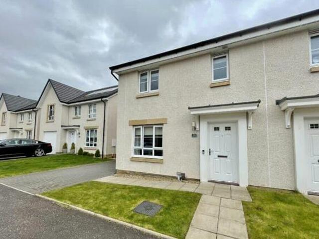 3 Bedroom Semi detached Villa For Sale In Bargeddie