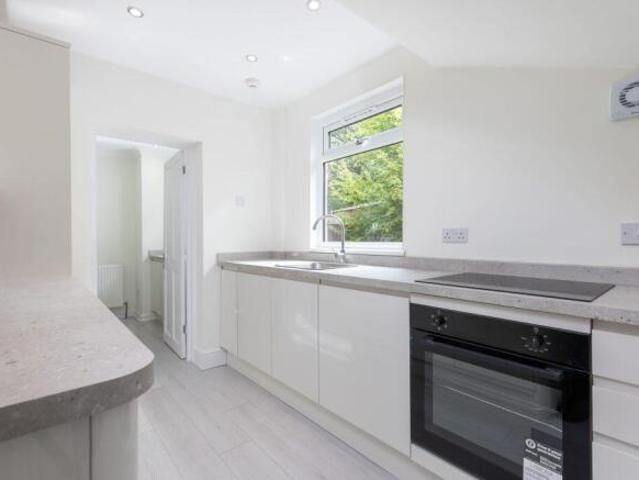 3 bedroom semi detached villa for sale in Forres Avenue, Giffnock, G46