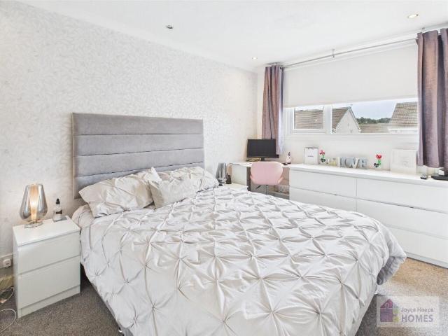 3 bedroom semi detached villa for sale in Spey Grove, Mossneuk, East Kilbride, G75