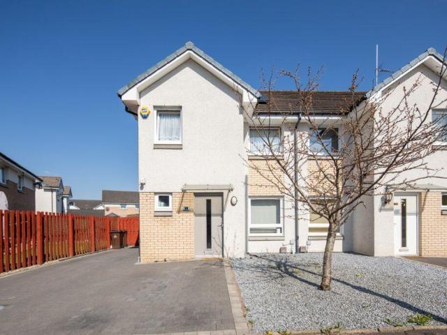 3 bedroom semi detached villa house for sale