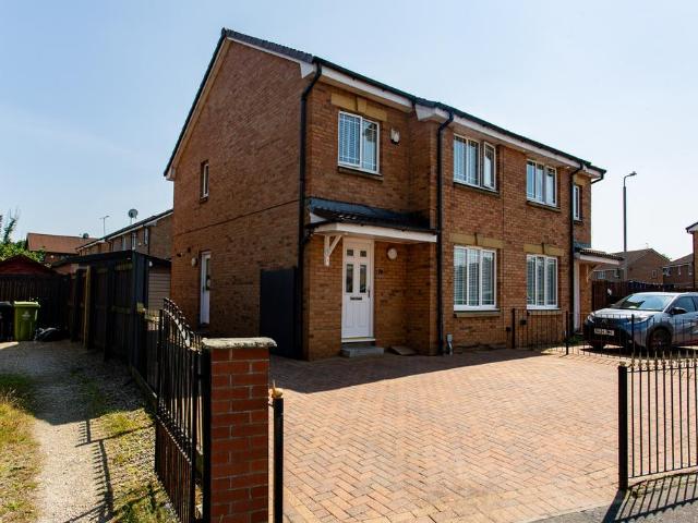 3 bedroom semi detached villa house for sale