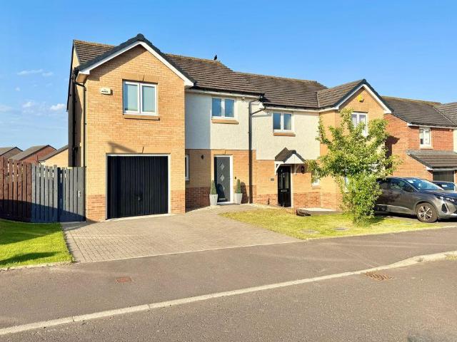 3 bedroom semi detached villa house for sale