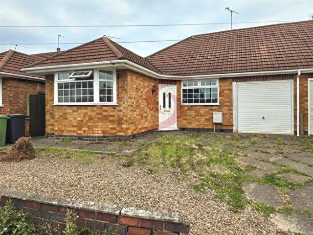 3 Bedroom Semi Detached Bungalow To Rent In Southdown Drive, Thurmaston, Leicester, LE4